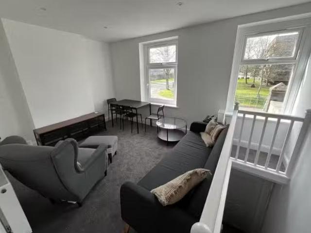 Unique 2 bedroom flat for rent in Whitchurch Road,,, CF14