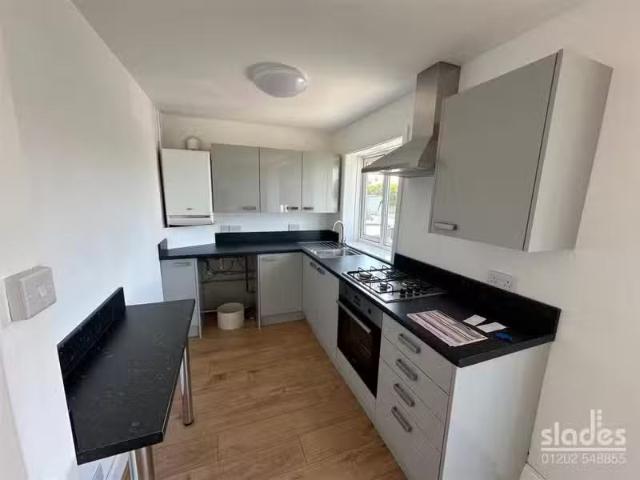 Nice 2 bedroom flat for rent in Denmark Road, Winton, BH9