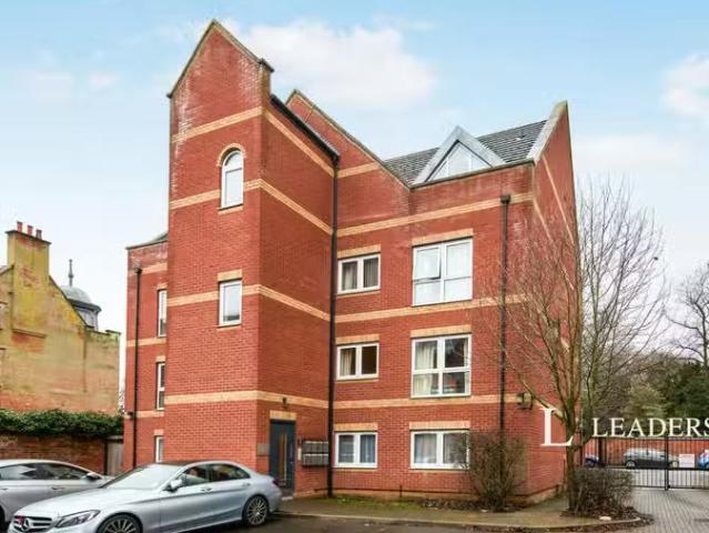 Unique 2 bedroom flat for rent in Reginald Street, Derby, Derb.