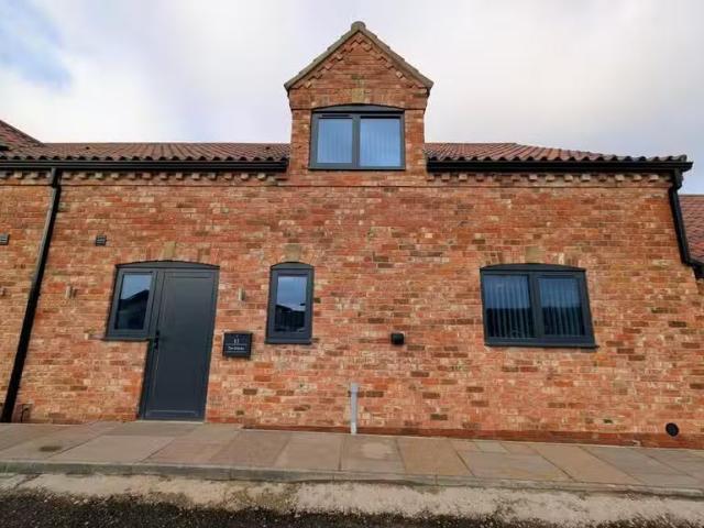 Rental! 2 bedroom house for rent in The Stables, Bevercotes, D.