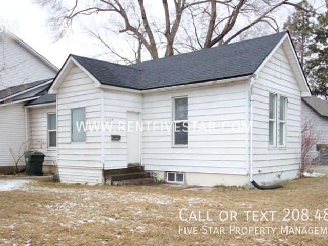 Charming 2 Bedroom Home Near Idaho State University! Visit rentfivestar.com for details