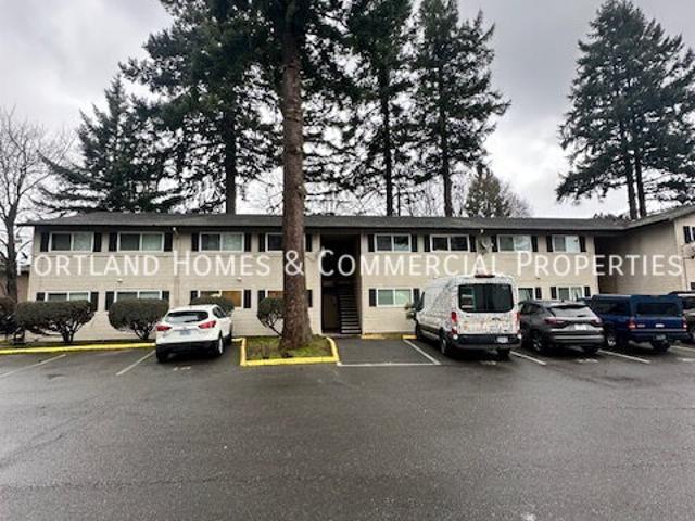 Charming 2 Bedroom Haven with 1.5 Baths in Prime Portland Location – 950 Sq. Ft of Comfort!