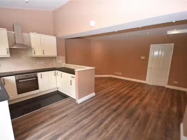 Just in! 2 bedroom terraced house for rent in Bickenhill Lane.