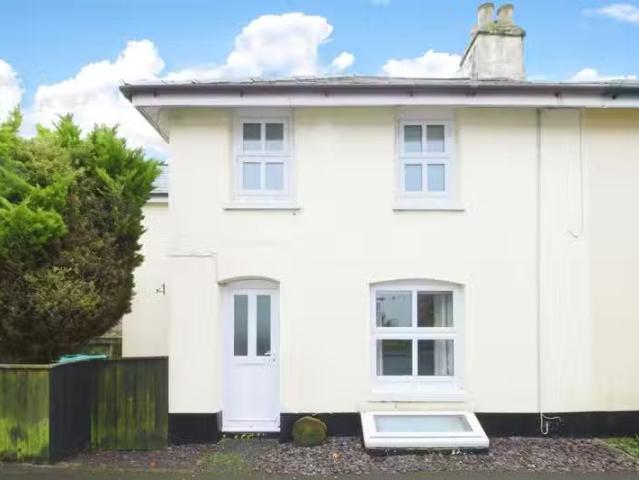 Deal! 2 BR Main Road, Tolpuddle, DORCHESTER