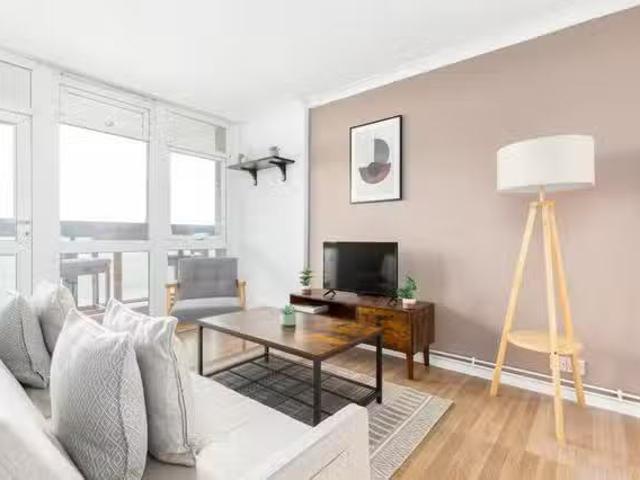 Cheap 2 BR A200