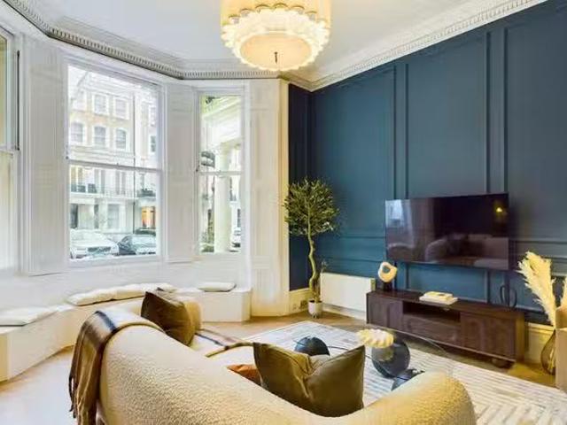 Just in! 2 BR Beaufort Gardens