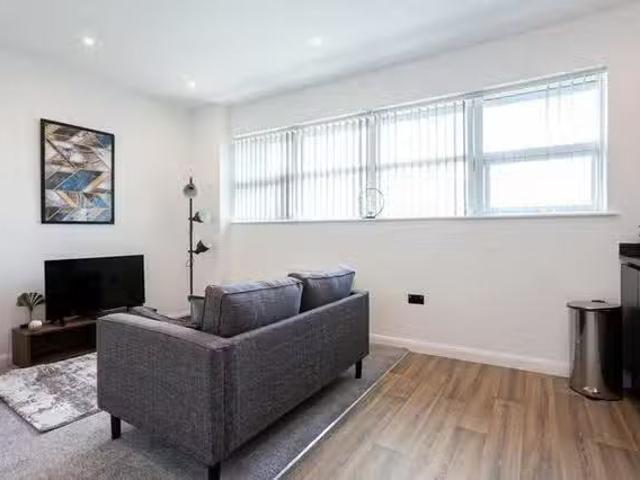 New 2 BR Churchgate