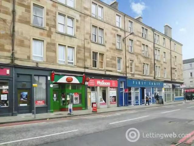 Unique 2 BR Property to rent in 3f2 Dalry Road, Edinburgh, M.