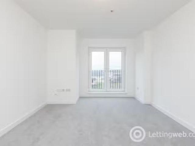 Nice 2 BR Property to rent in Craighall Gardens, Musselburgh.