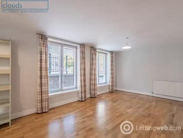 Cozy 2 BR Property to rent in Annandale Street, Bellevue