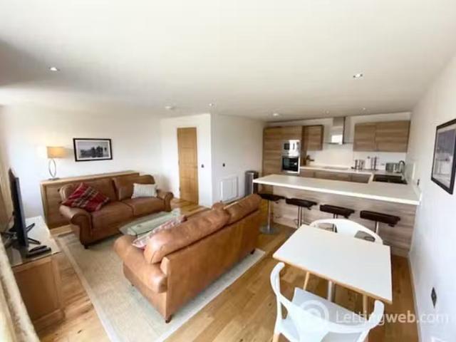 For Rent! 2 BR Property to rent in Ashley Lodge, Second Floor.