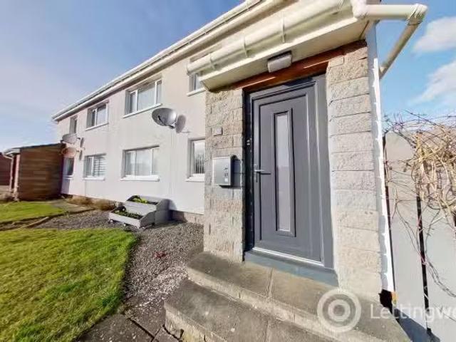 Deal! 2 BR Property to rent in Barratt Drive, Ellon, Aberdeens.