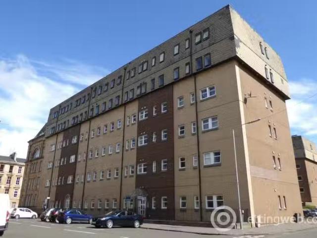 Unique 2 BR Property to rent in Beltane Street, Glasgow, G3