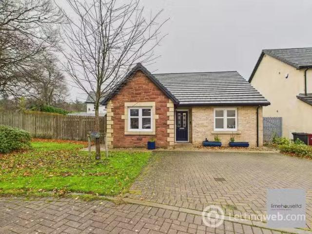 For Rent! 2 BR Property to rent in Bizzyberry Crescent, Biggar.