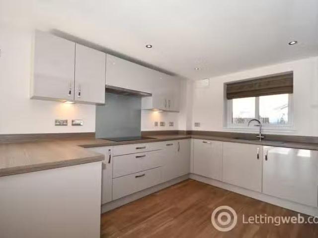 Deal! 2 BR Property to rent in Bridgefield Gardens, Ardersier.