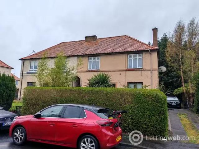 Cheap 2 BR Property to rent in Gibraltar Gardens, Dalkeith, EH.
