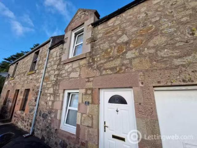 Charming 2 BR Property to rent in Gladstone Terrace, Eyemouth.