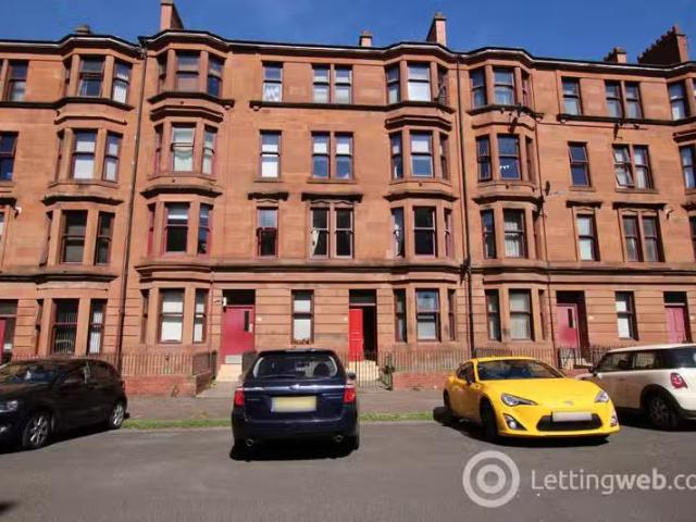 For Rent! 2 BR Property to rent in Earl Street, Scotstoun, Gla.