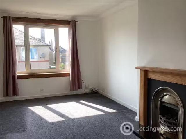 Just in! 2 BR Property to rent in Featherhall Place, Edinburgh.