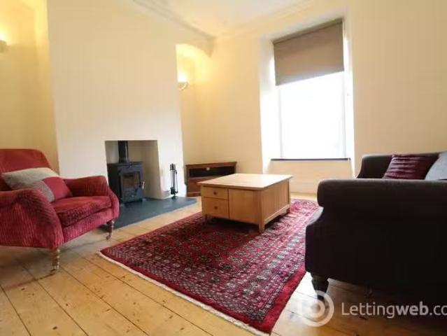 New 2 BR Property to rent in Holburn Road, Ground Floor Right.