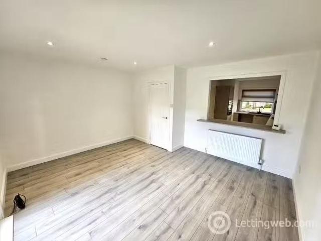Cheap 2 BR Property to rent in Hazlehead Place, Hazlehead, Abe.