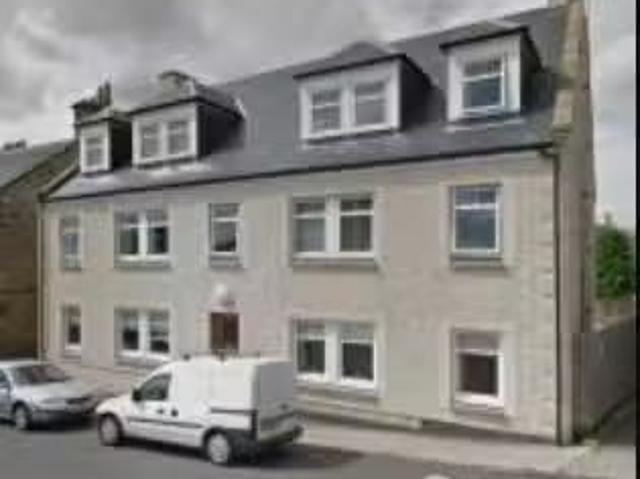 Nice 2 BR Property to rent in Hill Street, Dunfermline