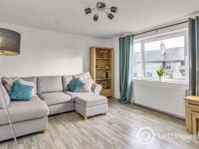 Unique 2 BR Property to rent in Lady Nairne Grove,, Edinburgh.