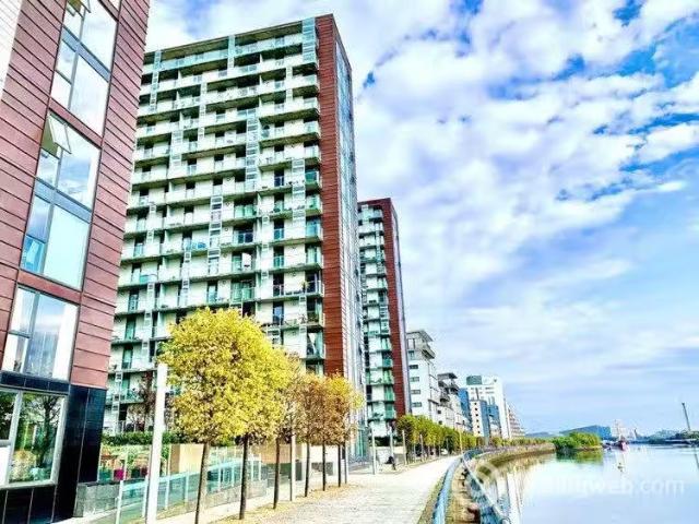Nice 2 BR Property to rent in Meadowside Quay Walk, Glasgow Ha.