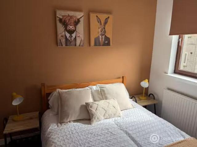 For Rent! 2 BR Property to rent in Society Court, Society Lane.