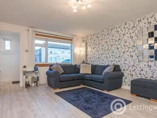 Cheap 2 BR Property to rent in Stoneyhill Road, Edinburgh, EH21