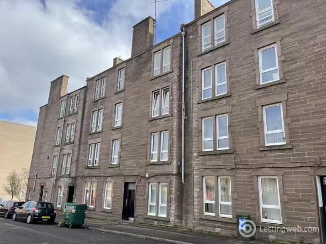 Charming 2 BR Property to rent in Pitfour Street, Dundee, Angus