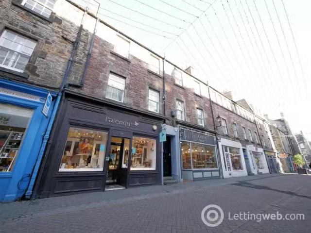 Cheap 2 BR Property to rent in Rose Street, City centre, Edinb.