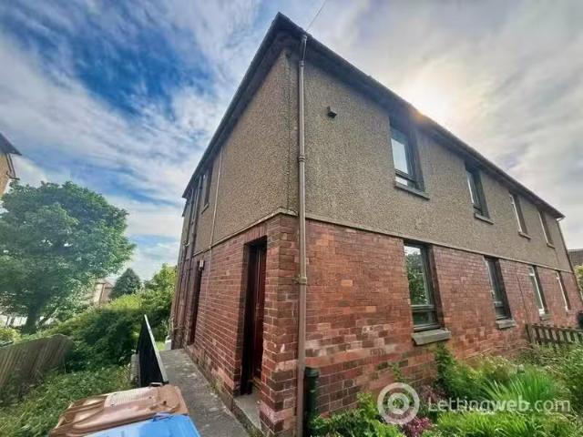 Nice 2 BR Property to rent in Ramsay Crescent, Bathgate, EH48.