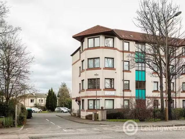 Nice 2 BR Property to rent in Restalrig Road South, St Margare.