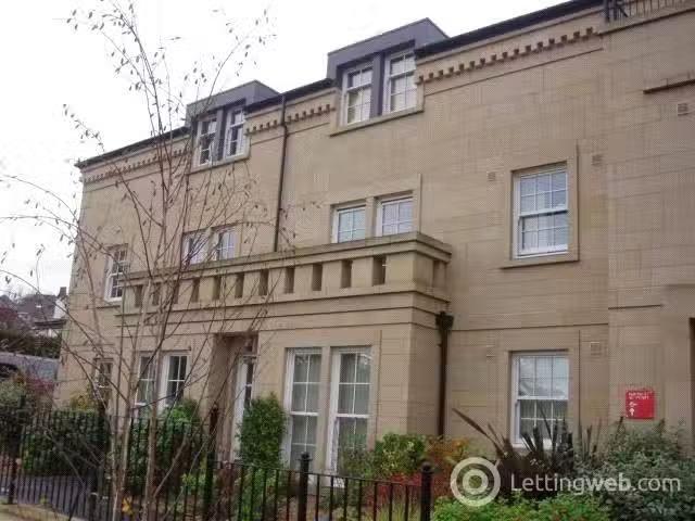 Just in! 2 BR Property to rent in Willowbrae Road, Edinburgh.