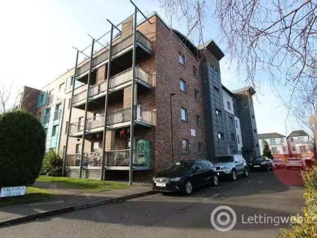 Cheap 2 BR Property to rent in Telford Grove, Crewe Toll, Edin.