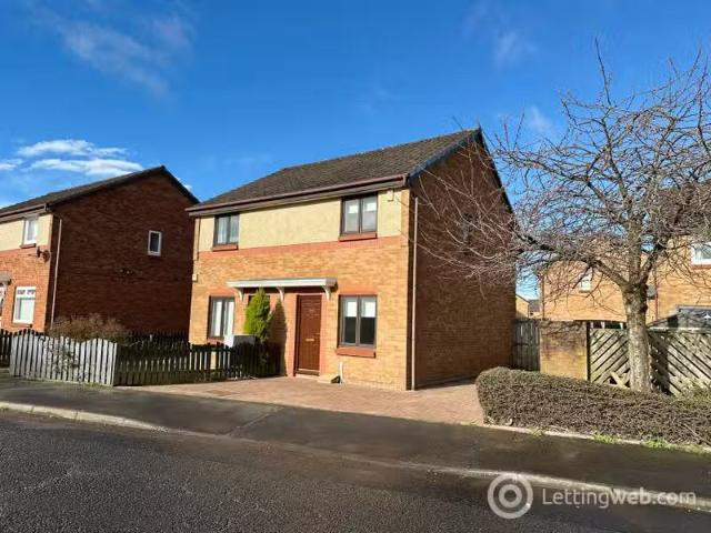 Unique 2 BR Property to rent in Vallantine Crescent, Uddingsto.