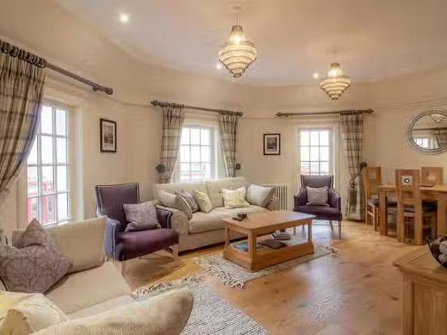Cozy 2 BR Ramsay Garden