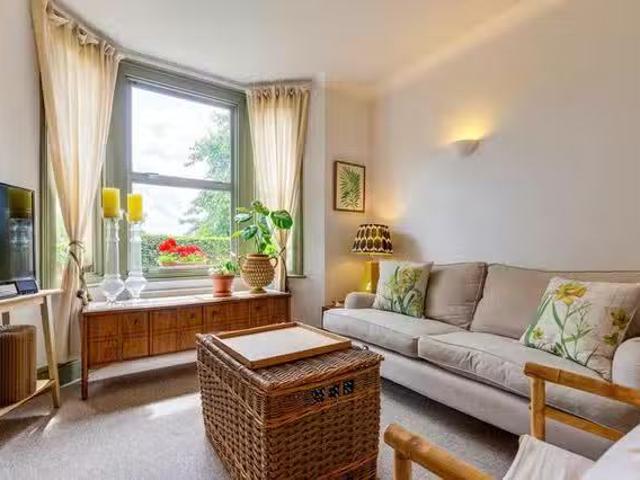 Cozy 2 BR Summerfield