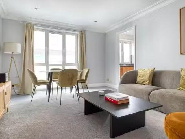 Charming 2 Rooms Chamberlain House, Westminster Bridge Road, W.