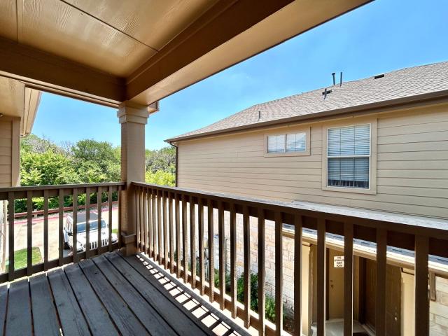 Charming 2/BR 1.5/BA Townhome with Garage & Covered Balcony