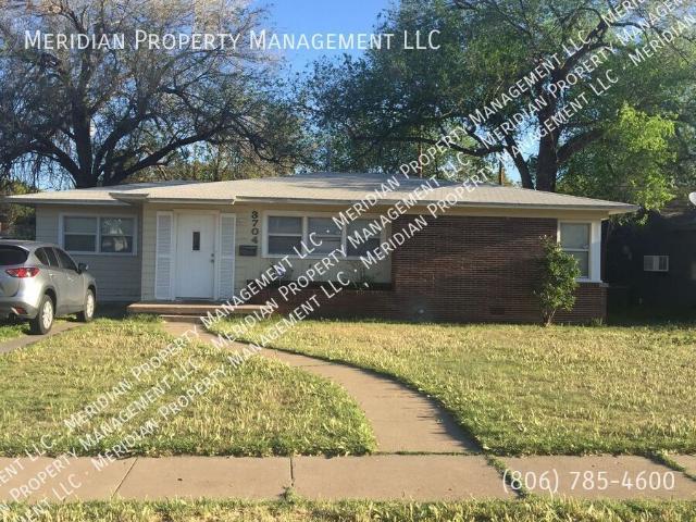 charming 3/2 home convenient to hospitals and TTU!