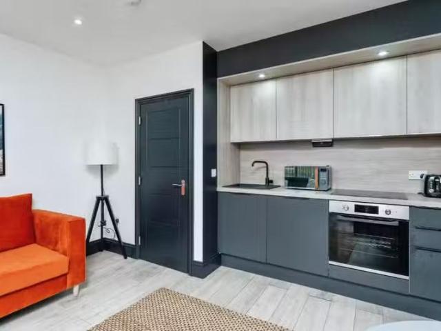 For Rent! 3 BA 3 bedroom apartment for rent in 2 Sealand Road.