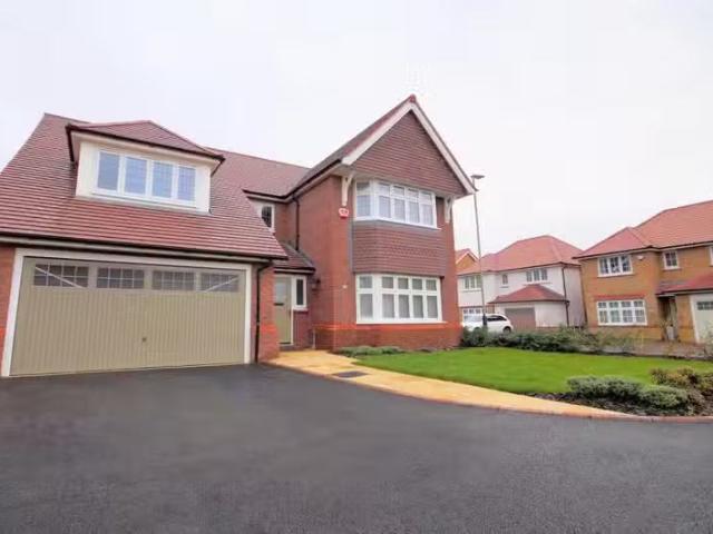 Deal! 3 BA 5 bedroom house for rent in Leckhampton GL53 0FE, G.