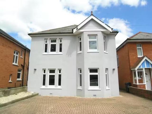 Nice 3 BA 6 bedroom house for rent in 6 bedroom Detached House.