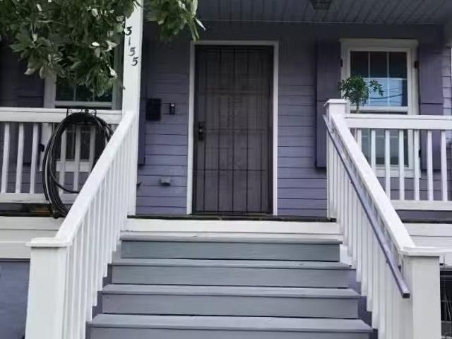 Charming 3 Bed/1 Bath Single Family Home in New Orleans $180.