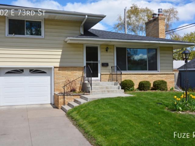 Charming 3 Bed, 1.5 Bath Home in Richfield – Private Yard, Garage & Prime Twin Cities Access