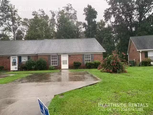Charming 3 Bed, 2 Bath Duplex at 2704 Bluff View Drive, B S.