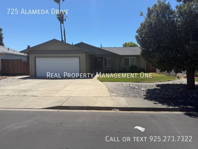 Charming 3 Bed, 2 Bath in Perfect Livermore Location