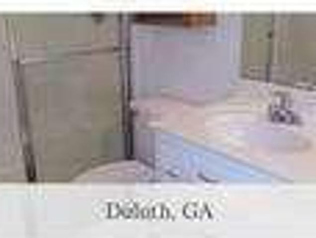 Charming 3 bedroom, 2 bath. Pet OK!